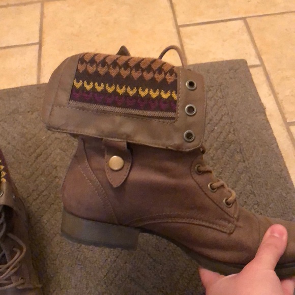 JustFab | Shoes | Super Cute Fall Combat Boots | Poshmark
